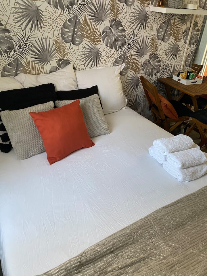 Le Namasté - 羅恩