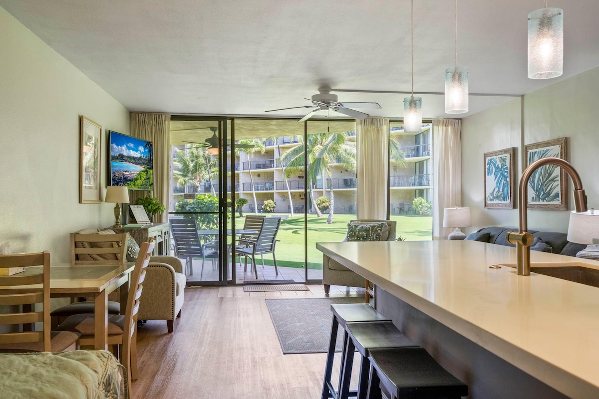 Oceanfront Maui Sunset Condos ground floor in Kih - Condominiums for ...