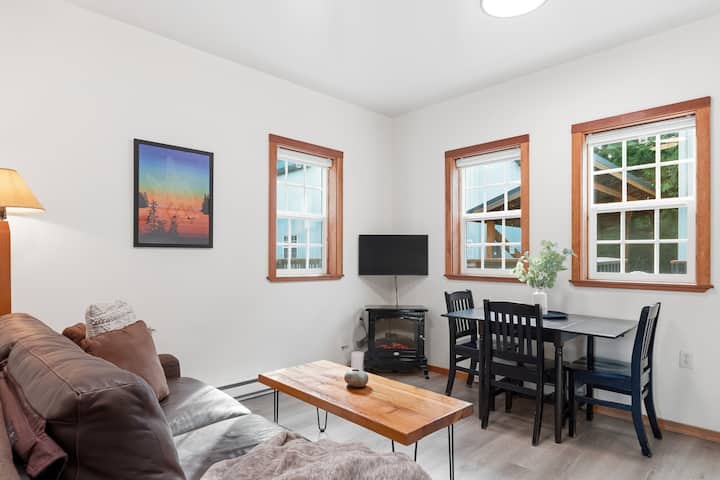 Steps To Beach & Wild Pacific Trail! Orca - Ucluelet