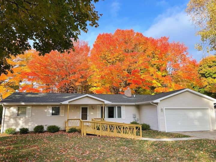 4br 2ba Home Perfect For A Family In Frankfort - Frankfort