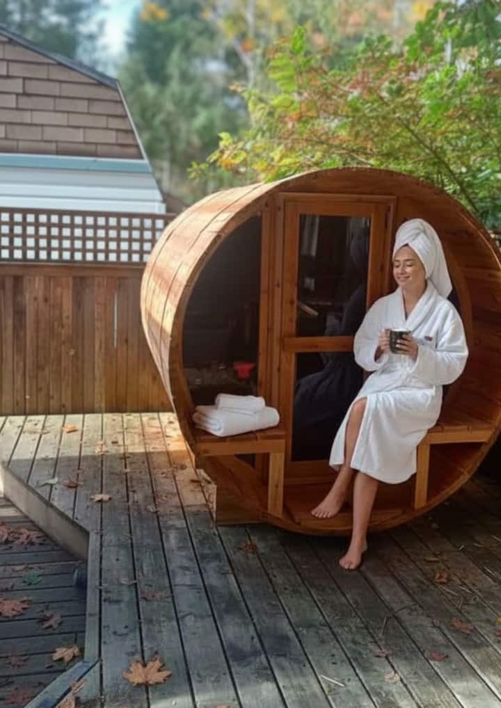 A-frame Cabin On Lake | Hot Tub + Sauna - Hope