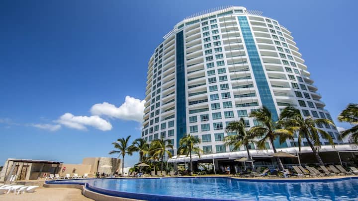 Spacious 1br Suite Next To Mazatlán Beach - Mazatlán