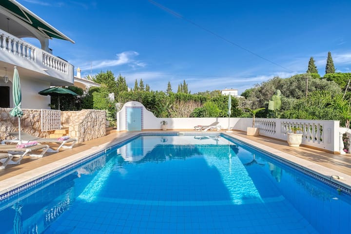 Toupeira · Wonderful & Well Furnished Villa - Carvoeiro