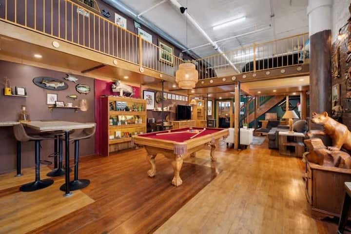 Huge 2 Level Loft With Cabin Vibes In Downtown La - Los Angeles, CA