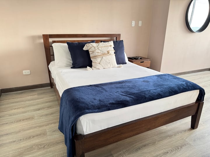 Apartment In Fundadores With Balcony, Pool, Sauna - Armenia