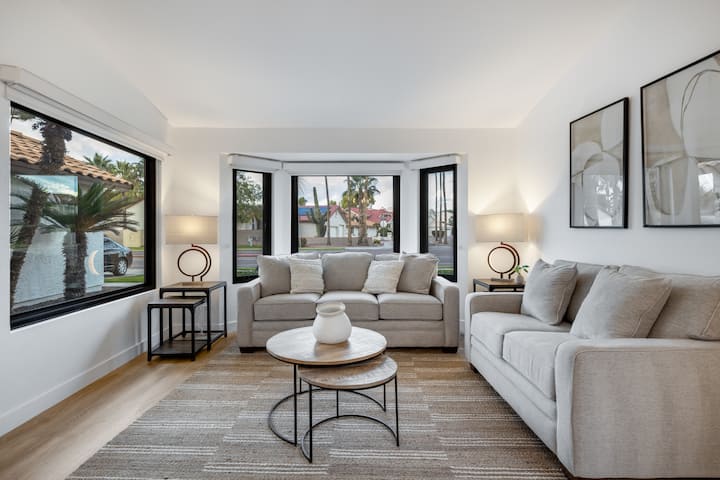 Saguaro - Modern 3br Home With Heated Pool - Glendale, AZ