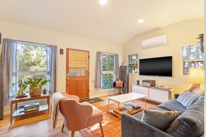 Peaceful Private Home W/yard In Silver Lake/dtla - Lincoln Heights - Los Angeles