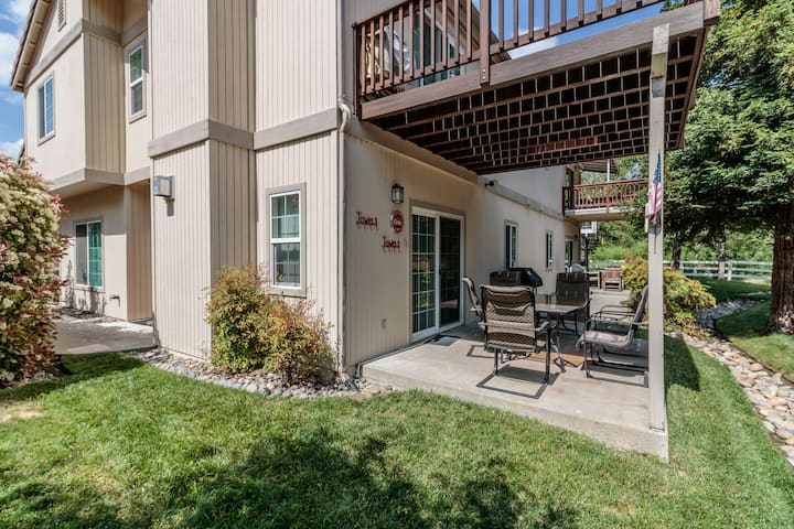 4br Dog Friendly | Pool | Hot Tub | Fireplace - Bass Lake, CA