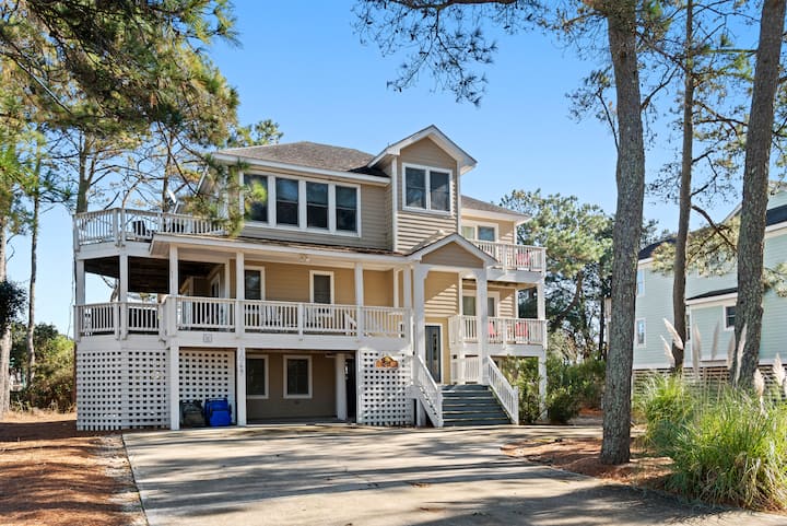 Endless Sunsets In Corolla Light: Pool, Hot Tub - Corolla, NC