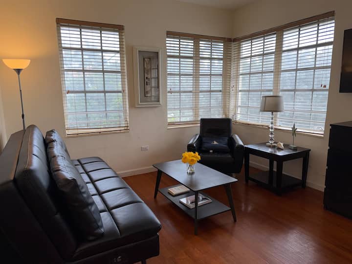 South Beach! #1, 2 Queen Beds, Futon, Free Parking - Miami Beach, FL