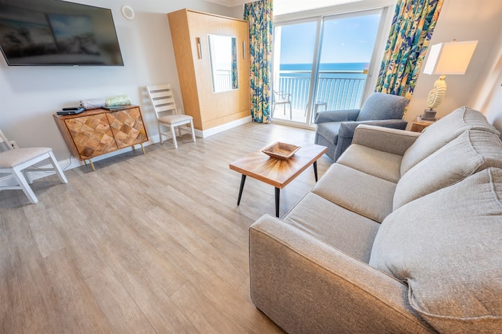 New Oceanfront Suite Paradise Resort Heated Pools! - Myrtle Beach