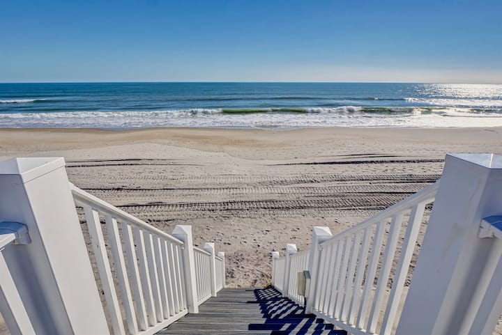 Rejuvenate! Full 4plex Oceanfront Rental W/ Views - North Topsail Beach, NC