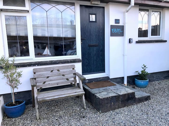 Ebrel In The Pretty Fishing Village Of Port Isaac - Port Isaac