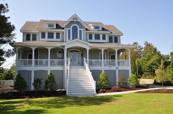 Sweet Retreat: Private Pool, Spa, Elevator - Corolla, NC