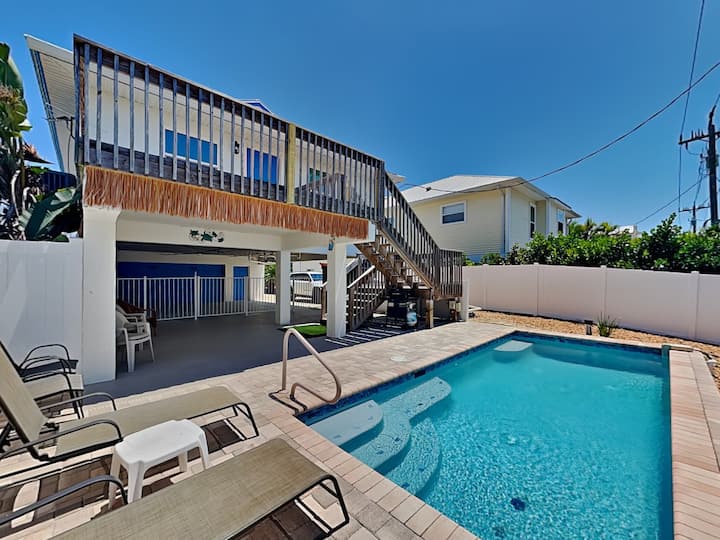 325 Mango | Coastal Home W. Pool + Walk To Beach! - Fort Myers Beach, FL