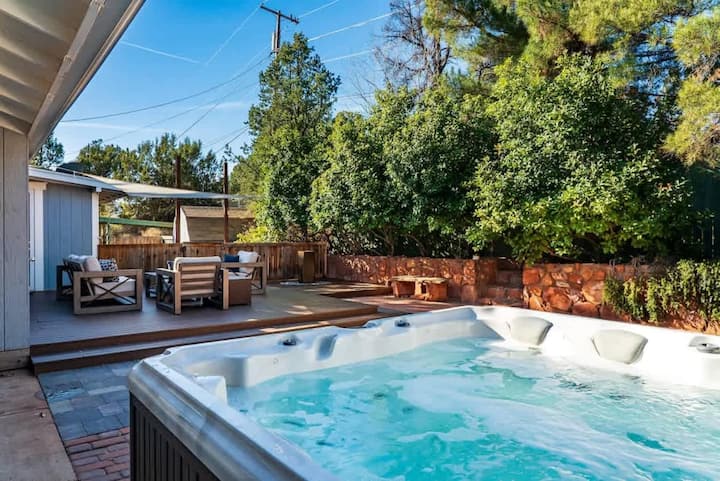 Myrinn-tranquil Escape, Hot Tub & Patio Relaxation - Sedona, AZ