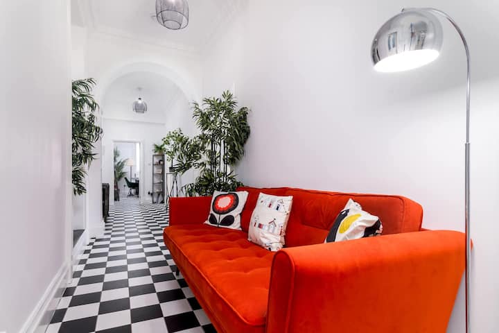 No 8 Metropole Towers, Stunning Sea Views! - Whitby