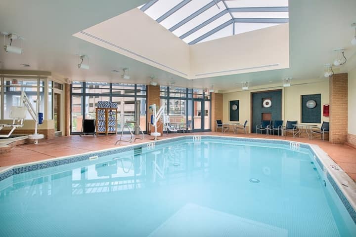 National Harbor • Pool + Dc • 2br Deluxe - Oxon Hill, MD