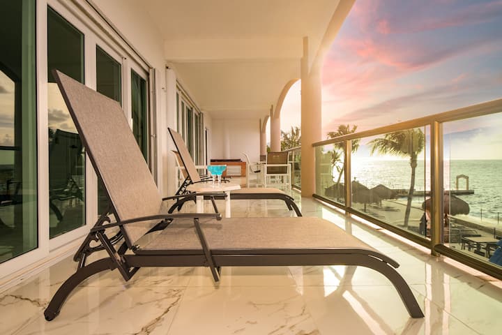 Oceanfront Condo W/ Terrace, Pool At El Cantil 3cs - Cozumel