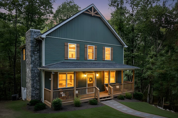 Top 1% Shenandoah Family Retreat | 4br W/ 2 Kings - Massanutten, VA