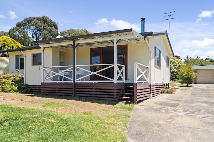 Hop Skip Cottage - Augusta, Australia