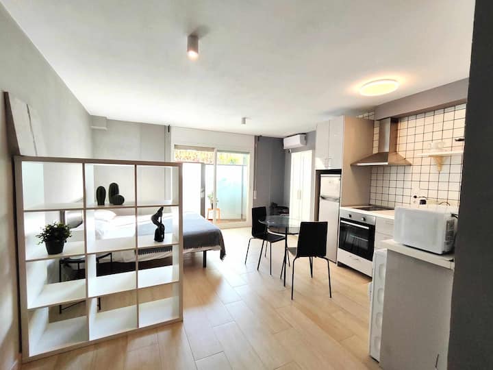 Mazi Apartments Suite - Arenys de Mar