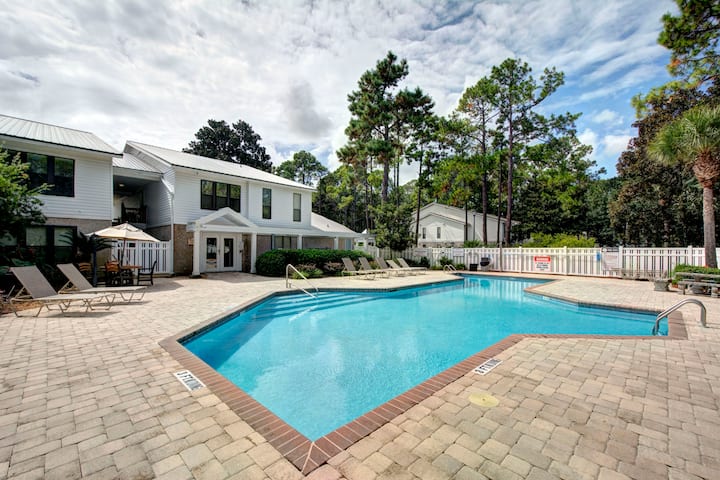 Island Retreat #6 - Brunswick, GA