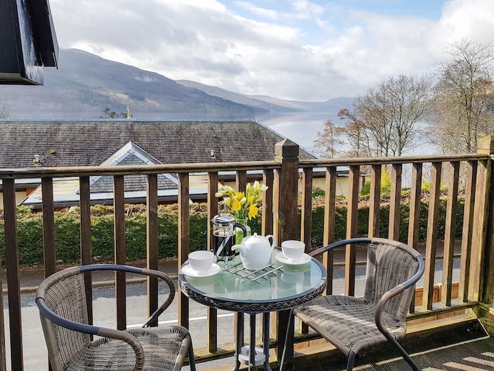 The Old Post Office On Loch Tay - Loch Tay