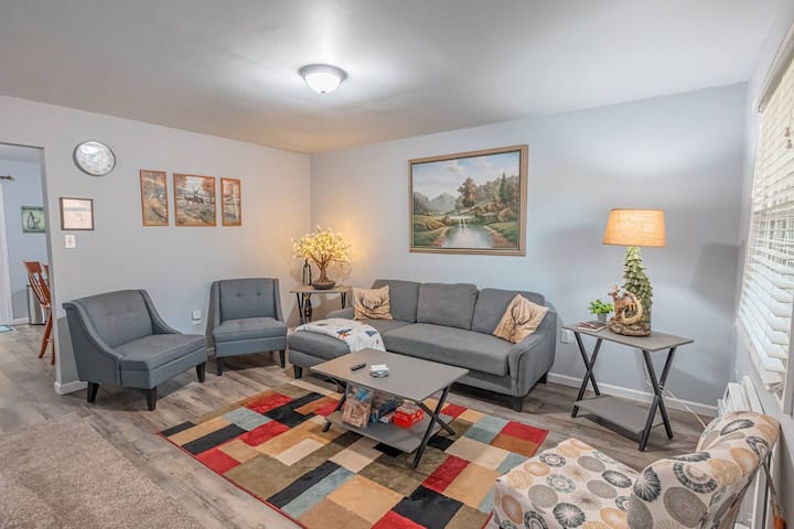 Near Hiking & Water Parks!*wi-fi*fireplace*patio* - Franklin Hill Vineyards, Bangor