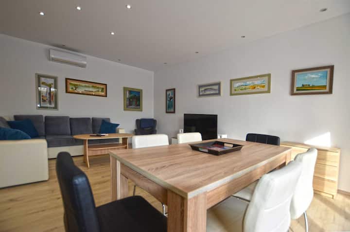 Villa Nin With Private Pool - Rovinj