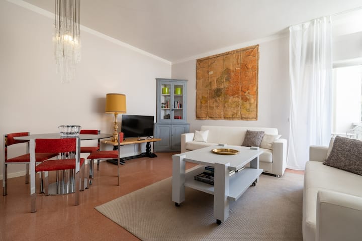 Central Apartment By The Station - Firenze