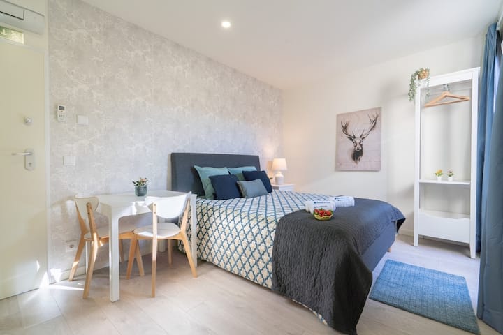 Welcoming Lovely Flat W/ Balcony By Hostwise - Porto
