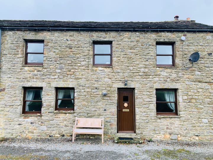 4 Swallowholm Cottage, Langthwaite, Yorkshire Dale - Reeth