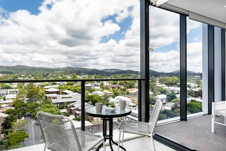 Close To Uq + Carpark, Modern 1br Apt W/views - Brisbane