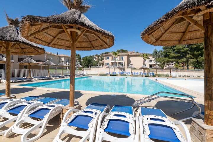 Plage Piscine Hammam Tennis - La Londe-les-Maures