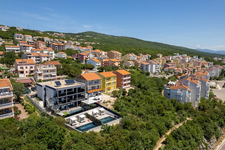 "Villa Complex Twins" Nearby Crikvenica -. - Crikvenica