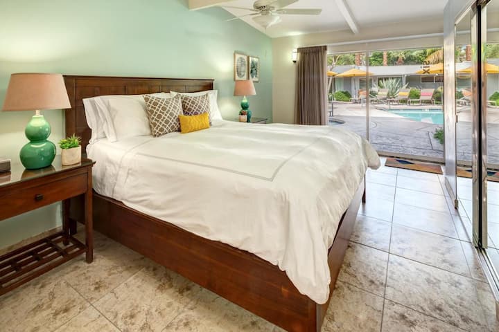 Avance Hotel - Palm Springs