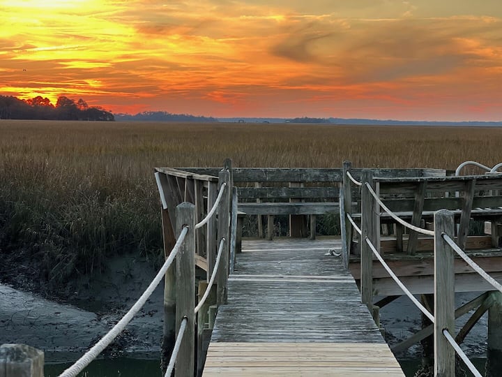 Stunning Water Views Renovated Modern Oasis - Seabrook Island, SC