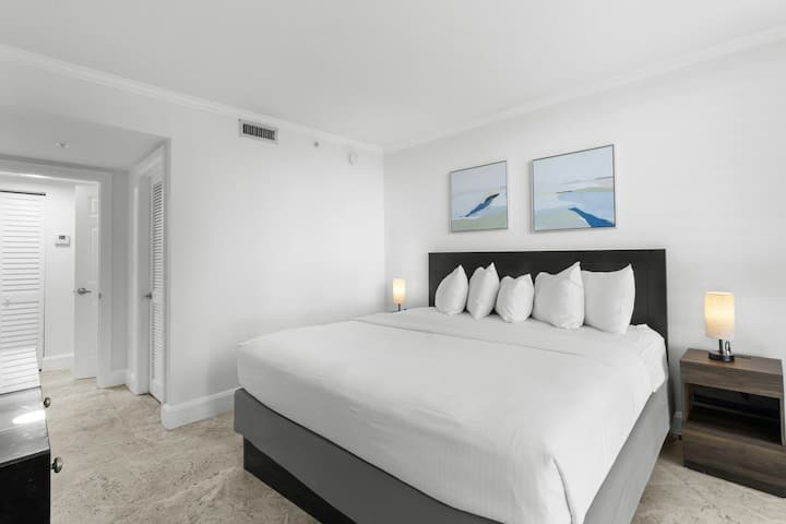 Proximity Ats Its Best, 4 Classy Units, Pool - Miami