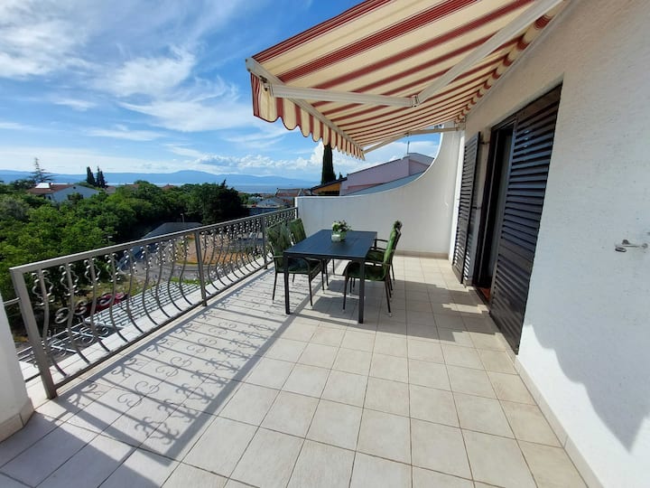 Apartment Martina - Malinska