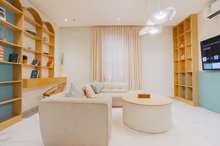 Three Bedroom Colorful & Exotic Flat In Alrabie - Riyadh