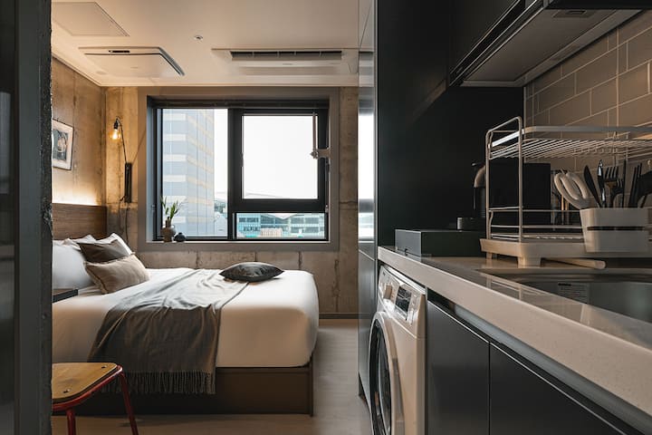 남포역3분 / 남포동 중심 / 자갈치역 3분! - Busan