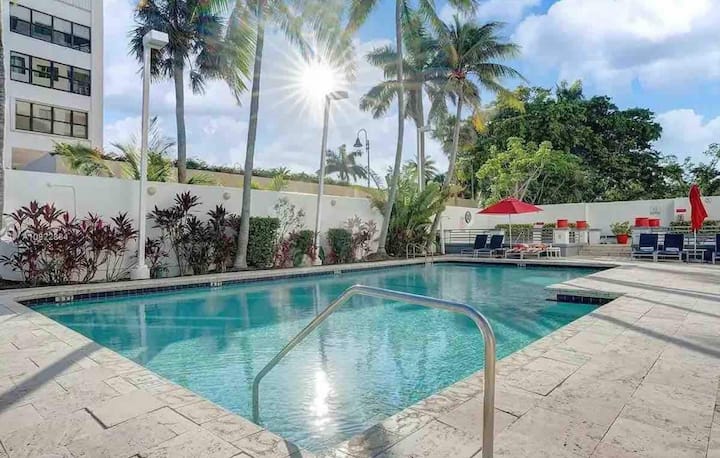 New! Penthouse Waterfront With Oceanview Renovated - Fort Lauderdale