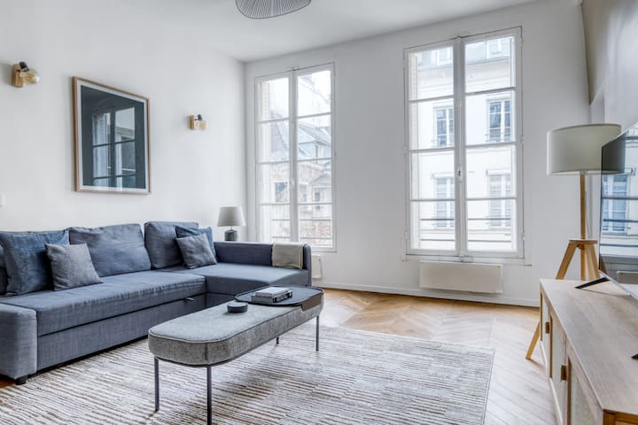 Blueground | Saint Germain Des Prés, Nr River - Paris