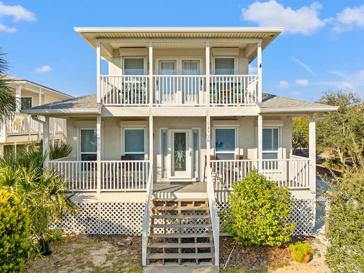 Vacation In This Gorgeous 2-story Home! 3 Br 3 Ba - Rosemary Beach, FL