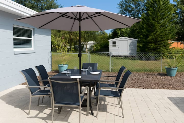 Walk To Busch Garden |Dogs Ok |Fenced |Parking - Temple Terrace, FL