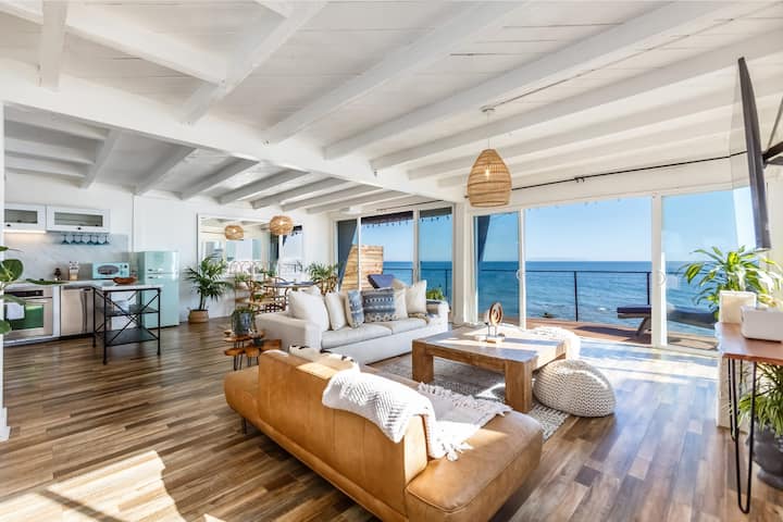 Cheerful 2 Bedroom With Best Sunset Views - Malibu, CA