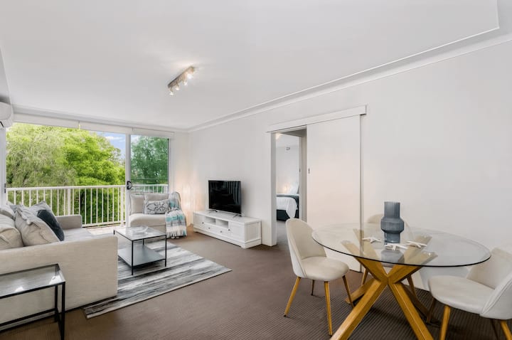 Mosman Moments | Laidback Living With Leafy Views - Mosman