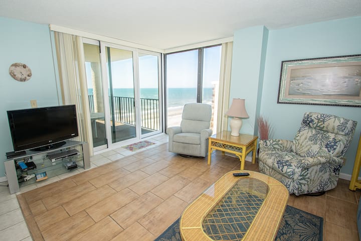 Spacious 3br Oceanview Condo W/ Large Balcony! - North Myrtle Beach, SC