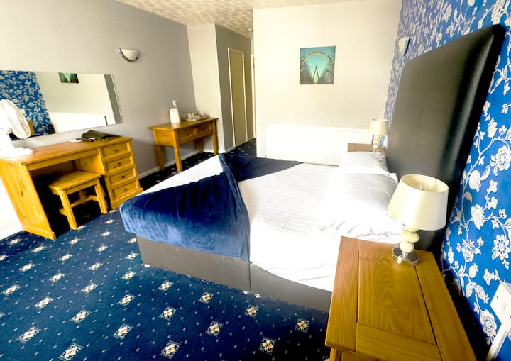 Premier Double Ensuite At The Oakland - Maldon